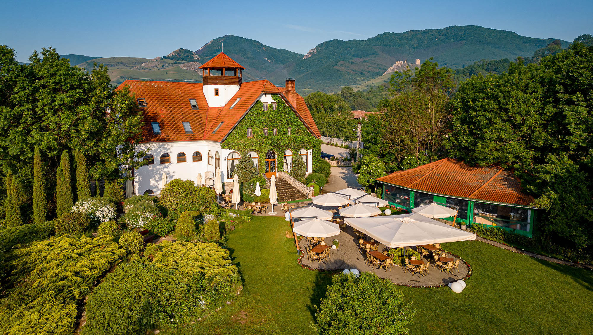 Conacul Secuiesc (toamnă 2022) - Filmări aeriene profesionale | TheDrone